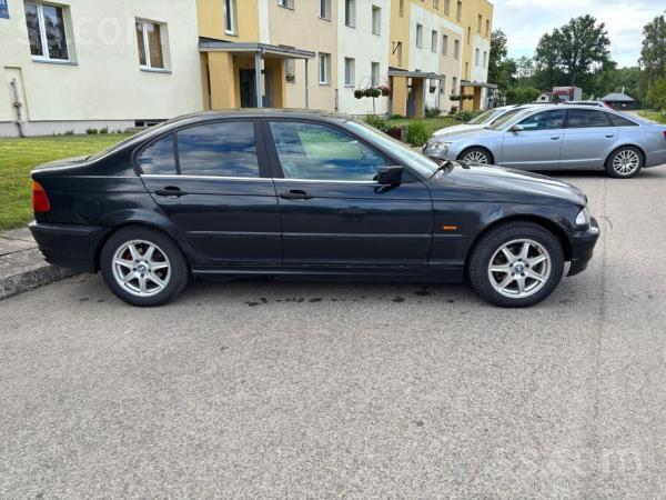 Melns BMW 318 1999 Valmiera, ar dzinēja tilpumu 1.90 L un nobraukumu 305 tūkst. km par 1400 €, foto 4 vietnē AUTOMOTO.COM.LV
