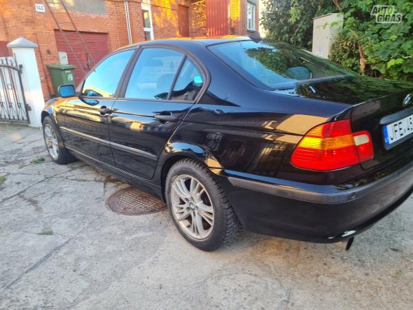 Melns BMW 318 2002 Panevēža, ar dzinēja tilpumu 2.00 L un nobraukumu 246 tūkst. km par 1650 €, foto 7 vietnē AUTOMOTO.COM.LV