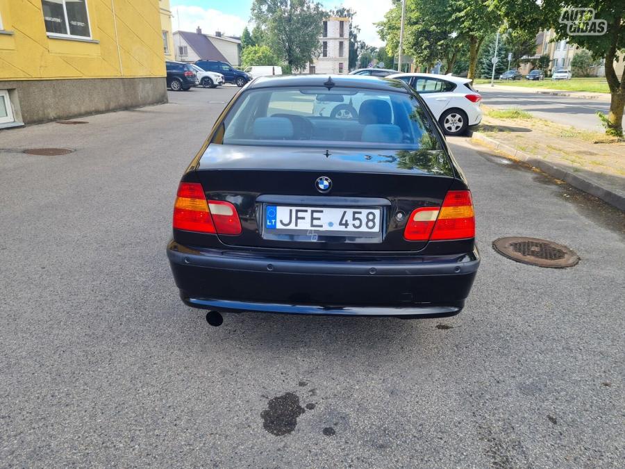 Melns BMW 318 2002 Panevēža, ar dzinēja tilpumu 2.00 L un nobraukumu 246 tūkst. km par 1650 €, foto 16 vietnē AUTOMOTO.COM.LV
