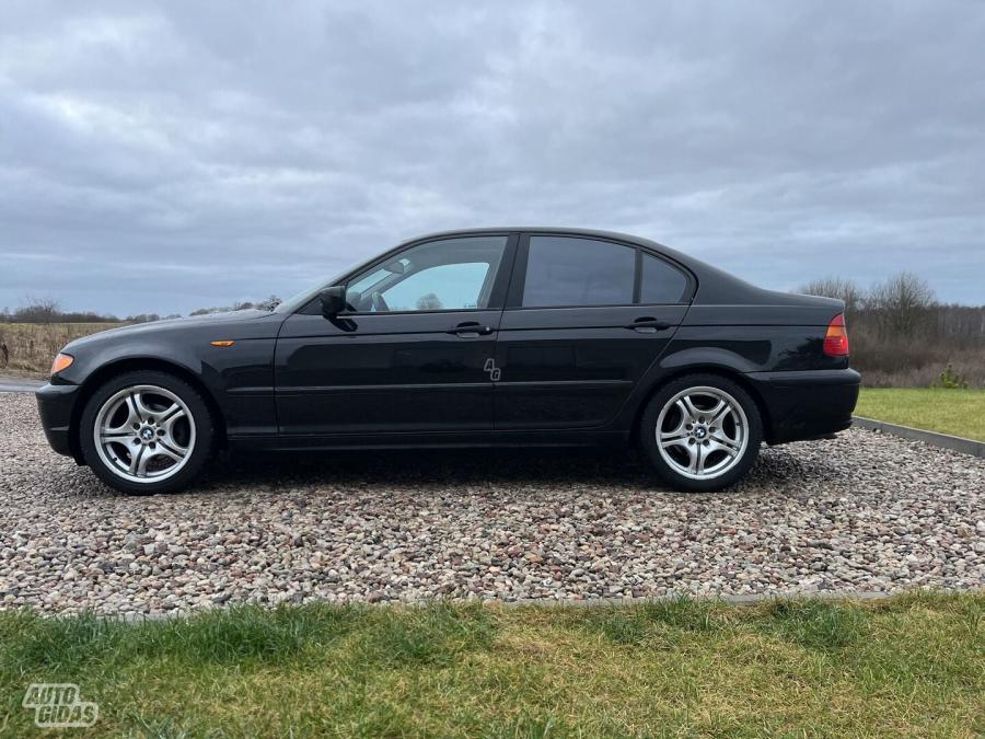 Black BMW 318 2003 in Alytus, with an engine capacity of 2.00 L and mileage of 305 thousand km for 2150 €, photo 4 on AUTOMOTO.COM.LV