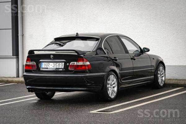 Melns BMW 318 2003 Rīga, ar dzinēja tilpumu 2.00 L un nobraukumu 332 tūkst. km par 2950 €, foto 4 vietnē AUTOMOTO.COM.LV