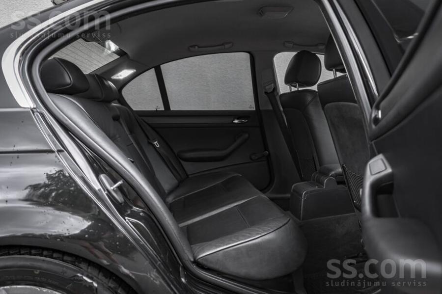 Melns BMW 318 2003 Rīga, ar dzinēja tilpumu 2.00 L un nobraukumu 332 tūkst. km par 2950 €, foto 11 vietnē AUTOMOTO.COM.LV