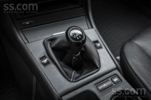Melns BMW 318 2003 Rīga, ar dzinēja tilpumu 2.00 L un nobraukumu 332 tūkst. km par 2950 €, foto 19 vietnē AUTOMOTO.COM.LV