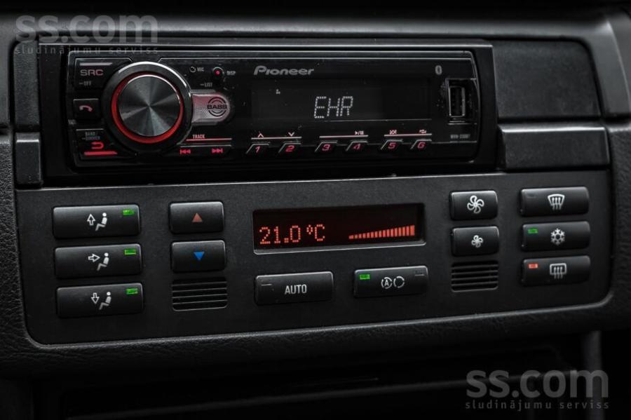 Melns BMW 318 2003 Rīga, ar dzinēja tilpumu 2.00 L un nobraukumu 332 tūkst. km par 2950 €, foto 20 vietnē AUTOMOTO.COM.LV