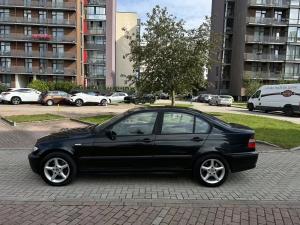 Black BMW 318 2003 in Riga, with an engine capacity of 2.00 L and mileage of 394 thousand km for 1690 €, photo 5 on AUTOMOTO.COM.LV