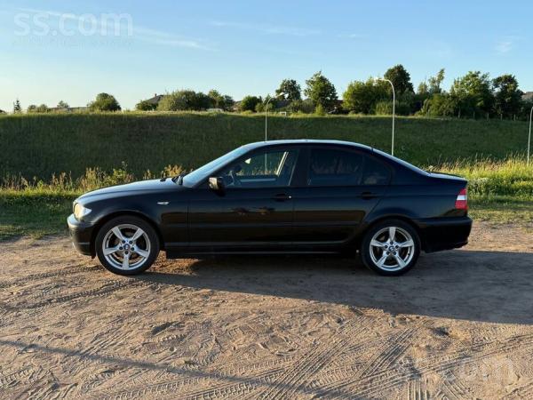 Melns BMW 318 2003 Daugavpils, ar dzinēja tilpumu 2.00 L un nobraukumu 303 tūkst. km par 2800 €, foto 1 vietnē AUTOMOTO.COM.LV