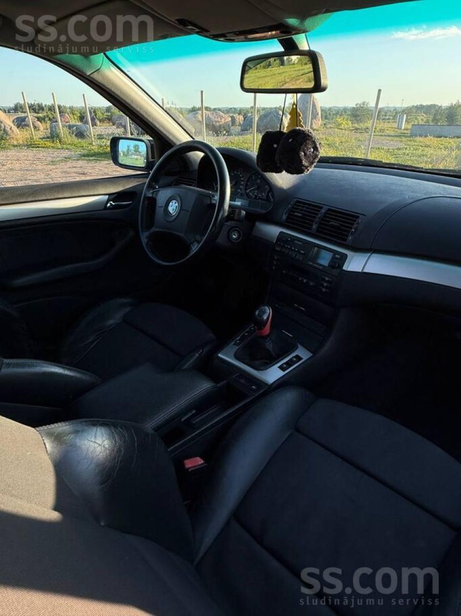 Black BMW 318 2003 in Daugavpils, with an engine capacity of 2.00 L and mileage of 303 thousand km for 2800 €, photo 6 on AUTOMOTO.COM.LV