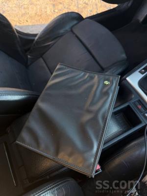 Black BMW 318 2003 in Daugavpils, with an engine capacity of 2.00 L and mileage of 303 thousand km for 2800 €, photo 9 on AUTOMOTO.COM.LV