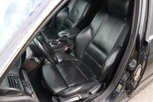 Black BMW 318 2003 in Valmiera, with an engine capacity of 2.00 L and mileage of 0 thousand km for 2700 €, photo 14 on AUTOMOTO.COM.LV
