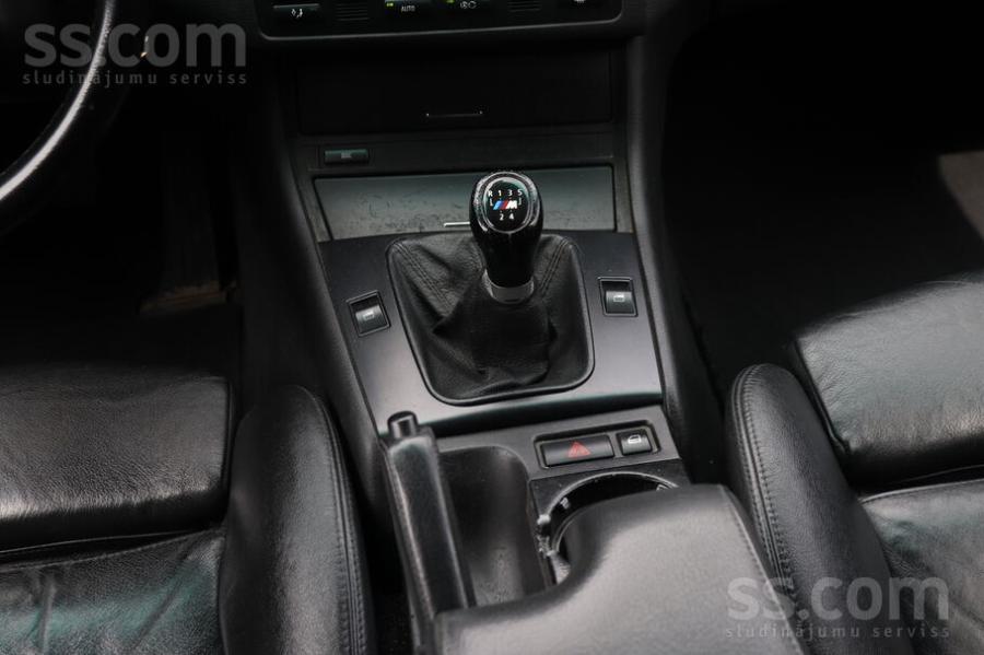 Black BMW 318 2003 in Valmiera, with an engine capacity of 2.00 L and mileage of 0 thousand km for 2700 €, photo 16 on AUTOMOTO.COM.LV