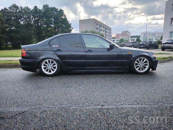 Melns BMW 318 2003 Jelgava, ar dzinēja tilpumu 2.00 L un nobraukumu 370 tūkst. km par 1200 €, foto 2 vietnē AUTOMOTO.COM.LV