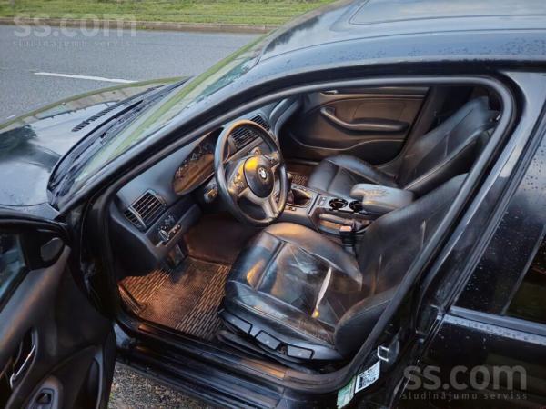Melns BMW 318 2003 Jelgava, ar dzinēja tilpumu 2.00 L un nobraukumu 370 tūkst. km par 1200 €, foto 4 vietnē AUTOMOTO.COM.LV