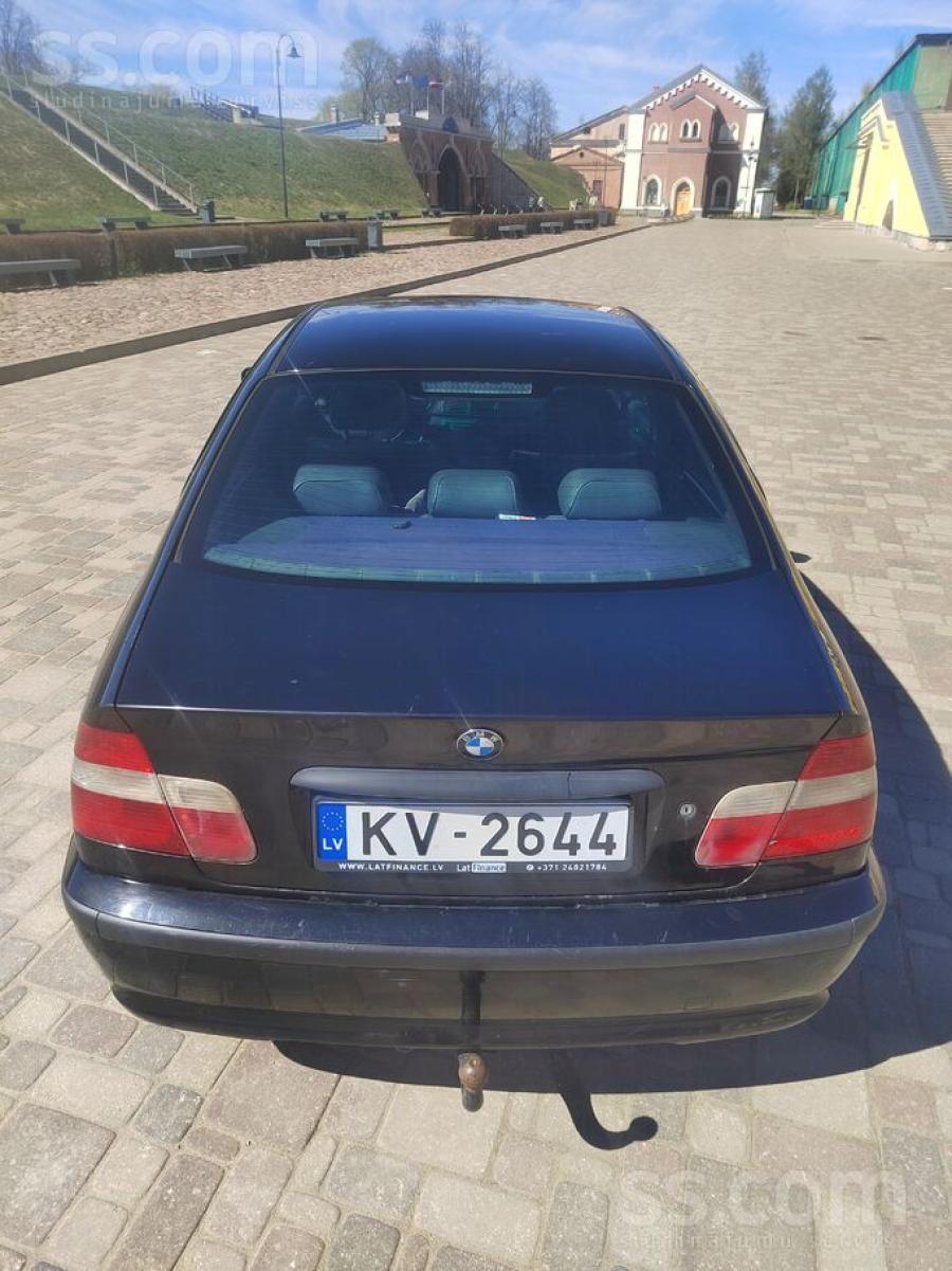Melns BMW 318 2004 Daugavpils, ar dzinēja tilpumu 2.00 L un nobraukumu 341 tūkst. km par 1799 €, foto 3 vietnē AUTOMOTO.COM.LV