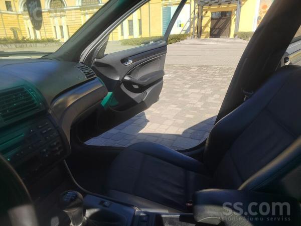 Черный БМВ 318 2004 в Даугавпилс, объемом двигателя 2.00 л и пробегом 341 тыс. км за 1799 €, фото 9 на AUTOMOTO.COM.LV