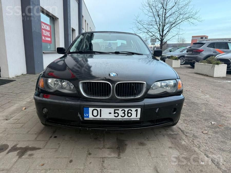 Black BMW 318 2004 in Riga, with an engine capacity of 2.00 L and mileage of 260 thousand km for 2600 €, photo 4 on AUTOMOTO.COM.LV