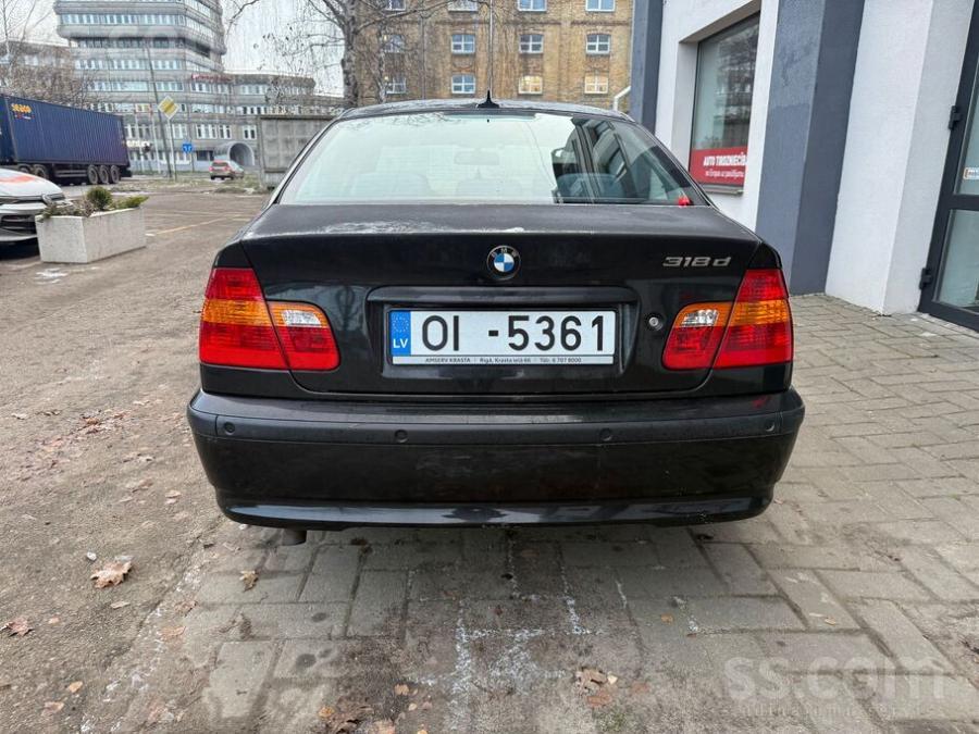 Black BMW 318 2004 in Riga, with an engine capacity of 2.00 L and mileage of 260 thousand km for 2600 €, photo 7 on AUTOMOTO.COM.LV