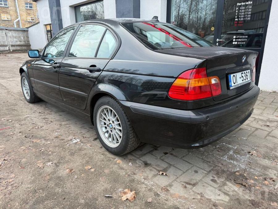 Black BMW 318 2004 in Riga, with an engine capacity of 2.00 L and mileage of 260 thousand km for 2600 €, photo 8 on AUTOMOTO.COM.LV