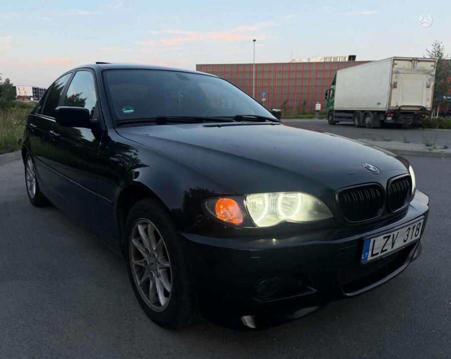 Melns BMW 318 2004 Viļņa, ar dzinēja tilpumu 2.00 L un nobraukumu 327 tūkst. km par 1650 €, foto 3 vietnē AUTOMOTO.COM.LV