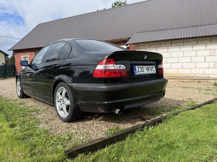 Melns BMW 318 2004 Valga, ar dzinēja tilpumu 1.80 L un nobraukumu 200 tūkst. km par 5600 €, foto 13 vietnē AUTOMOTO.COM.LV