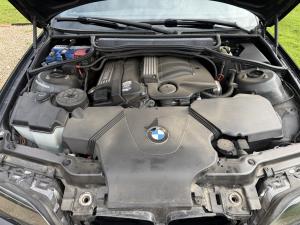Melns BMW 318 2004 Valga, ar dzinēja tilpumu 1.80 L un nobraukumu 200 tūkst. km par 5600 €, foto 17 vietnē AUTOMOTO.COM.LV