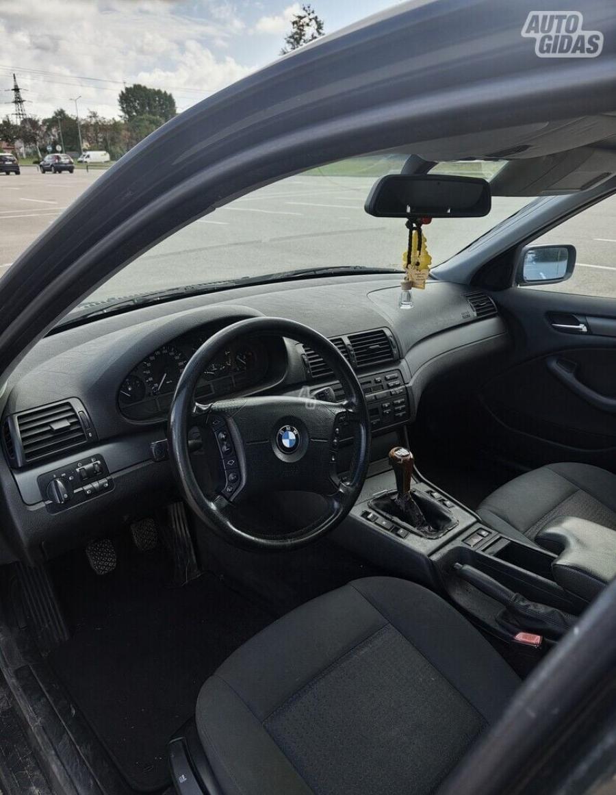 Black BMW 318 2004 in Siauliai, with an engine capacity of 1.80 L and mileage of 240 thousand km for 1850 €, photo 7 on AUTOMOTO.COM.LV