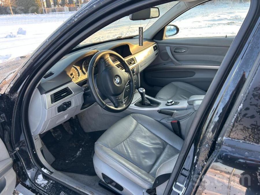 Melns BMW 318 2006 Rīga, ar dzinēja tilpumu 2.00 L un nobraukumu 136 tūkst. km par 2500 €, foto 5 vietnē AUTOMOTO.COM.LV