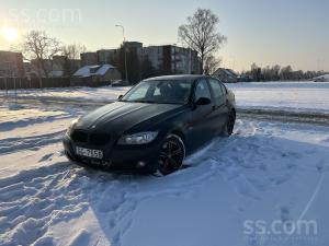 Black BMW 318 2006 in Riga, with an engine capacity of 2.00 L and mileage of 136 thousand km for 2500 €, photo  on AUTOMOTO.COM.LV