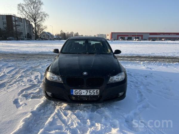 Melns BMW 318 2006 Rīga, ar dzinēja tilpumu 2.00 L un nobraukumu 136 tūkst. km par 2500 €, foto 2 vietnē AUTOMOTO.COM.LV