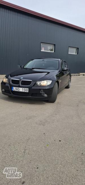 Black BMW 318 2006 in Taurage, with an engine capacity of 2.00 L and mileage of 398 thousand km for 3000 €, photo 9 on AUTOMOTO.COM.LV