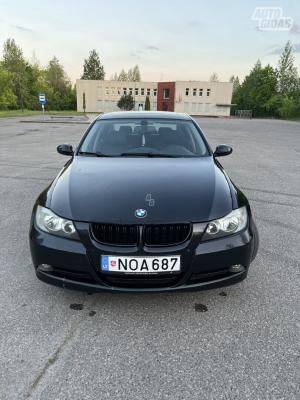 Black BMW 318 2006 in Vilnius, with an engine capacity of 2.00 L and mileage of 211 thousand km for 2500 €, photo 6 on AUTOMOTO.COM.LV