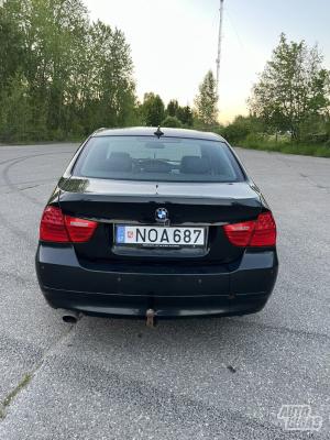 Melns BMW 318 2006 Viļņa, ar dzinēja tilpumu 2.00 L un nobraukumu 211 tūkst. km par 2500 €, foto 7 vietnē AUTOMOTO.COM.LV
