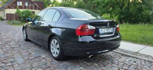 Melns BMW 318 2006 Kuldīga, ar dzinēja tilpumu 2.00 L un nobraukumu 369 tūkst. km par 2950 €, foto 8 vietnē AUTOMOTO.COM.LV