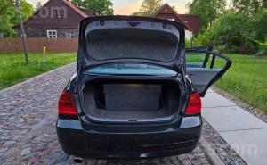 Melns BMW 318 2006 Kuldīga, ar dzinēja tilpumu 2.00 L un nobraukumu 369 tūkst. km par 2950 €, foto 10 vietnē AUTOMOTO.COM.LV