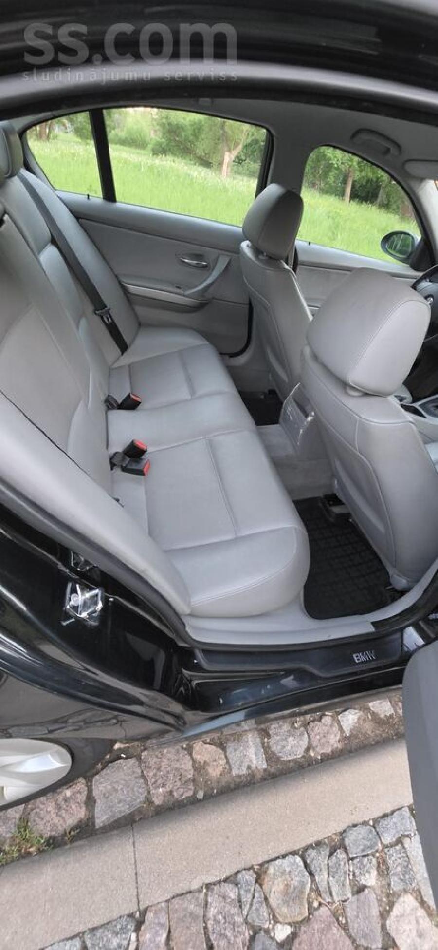 Melns BMW 318 2006 Kuldīga, ar dzinēja tilpumu 2.00 L un nobraukumu 369 tūkst. km par 2950 €, foto 14 vietnē AUTOMOTO.COM.LV