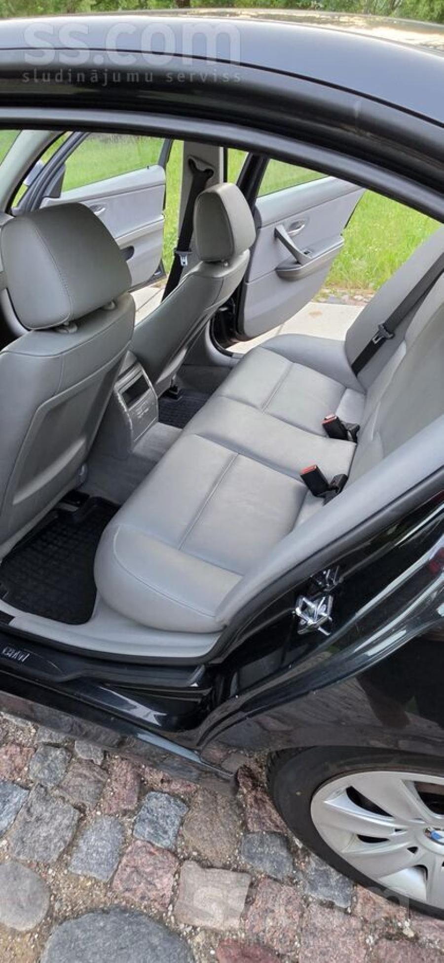 Melns BMW 318 2006 Kuldīga, ar dzinēja tilpumu 2.00 L un nobraukumu 369 tūkst. km par 2950 €, foto 15 vietnē AUTOMOTO.COM.LV