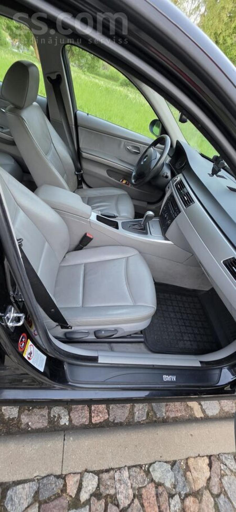Melns BMW 318 2006 Kuldīga, ar dzinēja tilpumu 2.00 L un nobraukumu 369 tūkst. km par 2950 €, foto 17 vietnē AUTOMOTO.COM.LV