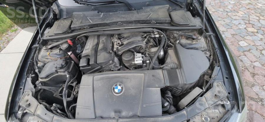 Melns BMW 318 2006 Kuldīga, ar dzinēja tilpumu 2.00 L un nobraukumu 369 tūkst. km par 2950 €, foto 23 vietnē AUTOMOTO.COM.LV