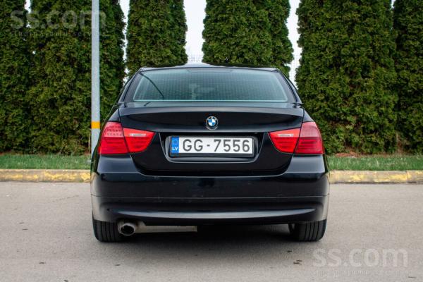 Melns BMW 318 2006 Jelgava, ar dzinēja tilpumu 2.00 L un nobraukumu 137 tūkst. km par 4400 €, foto 5 vietnē AUTOMOTO.COM.LV