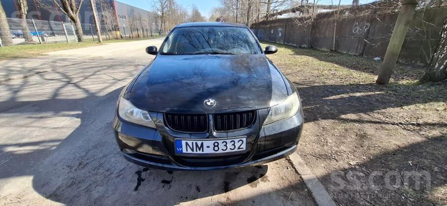 Black BMW 318 2006 in Riga, with an engine capacity of 2.00 L and mileage of 242 thousand km for 3500 €, photo 1 on AUTOMOTO.COM.LV