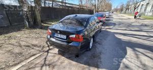 Black BMW 318 2006 in Riga, with an engine capacity of 2.00 L and mileage of 242 thousand km for 3500 €, photo 5 on AUTOMOTO.COM.LV