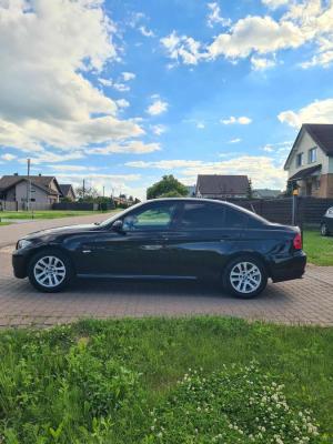 Melns BMW 318 2006 Kaišiadorys, ar dzinēja tilpumu 2.00 L un nobraukumu 339 tūkst. km par 3250 €, foto 10 vietnē AUTOMOTO.COM.LV