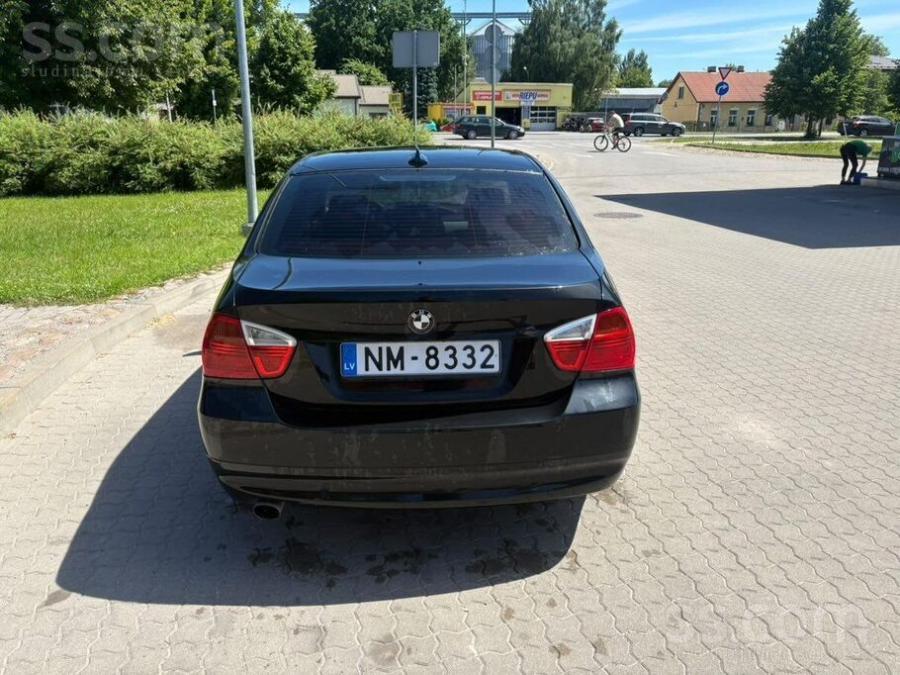 Черный БМВ 318 2006 в Рига, объемом двигателя 2.00 л и пробегом 245 тыс. км за 3500 €, фото 5 на AUTOMOTO.COM.LV