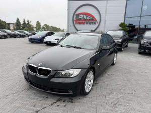 Melns BMW 318 2006 Telšiai, ar dzinēja tilpumu 2.00 L un nobraukumu 210 tūkst. km par 4499 €, foto  vietnē AUTOMOTO.COM.LV