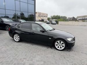 Black BMW 318 2006 in Telschi, with an engine capacity of 2.00 L and mileage of 210 thousand km for 4499 €, photo 9 on AUTOMOTO.COM.LV
