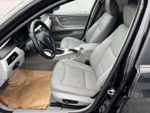 Black BMW 318 2006 in Telschi, with an engine capacity of 2.00 L and mileage of 210 thousand km for 4499 €, photo 14 on AUTOMOTO.COM.LV