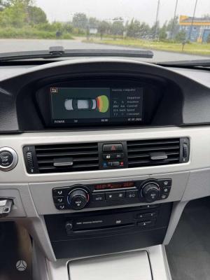 Black BMW 318 2006 in Telschi, with an engine capacity of 2.00 L and mileage of 210 thousand km for 4499 €, photo 31 on AUTOMOTO.COM.LV
