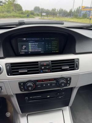 Black BMW 318 2006 in Telschi, with an engine capacity of 2.00 L and mileage of 210 thousand km for 4499 €, photo 36 on AUTOMOTO.COM.LV