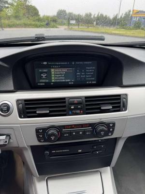 Black BMW 318 2006 in Telschi, with an engine capacity of 2.00 L and mileage of 210 thousand km for 4499 €, photo 37 on AUTOMOTO.COM.LV