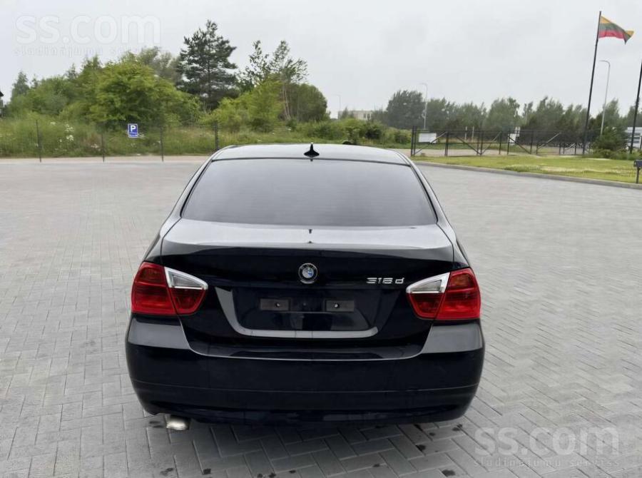 Black BMW 318 2006 in Telschi, with an engine capacity of 2.00 L and mileage of 206 thousand km for 4490 €, photo 6 on AUTOMOTO.COM.LV