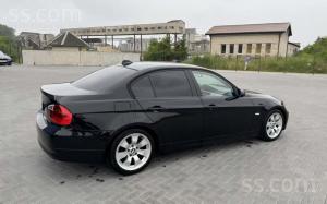 Black BMW 318 2006 in Telschi, with an engine capacity of 2.00 L and mileage of 206 thousand km for 4490 €, photo 11 on AUTOMOTO.COM.LV